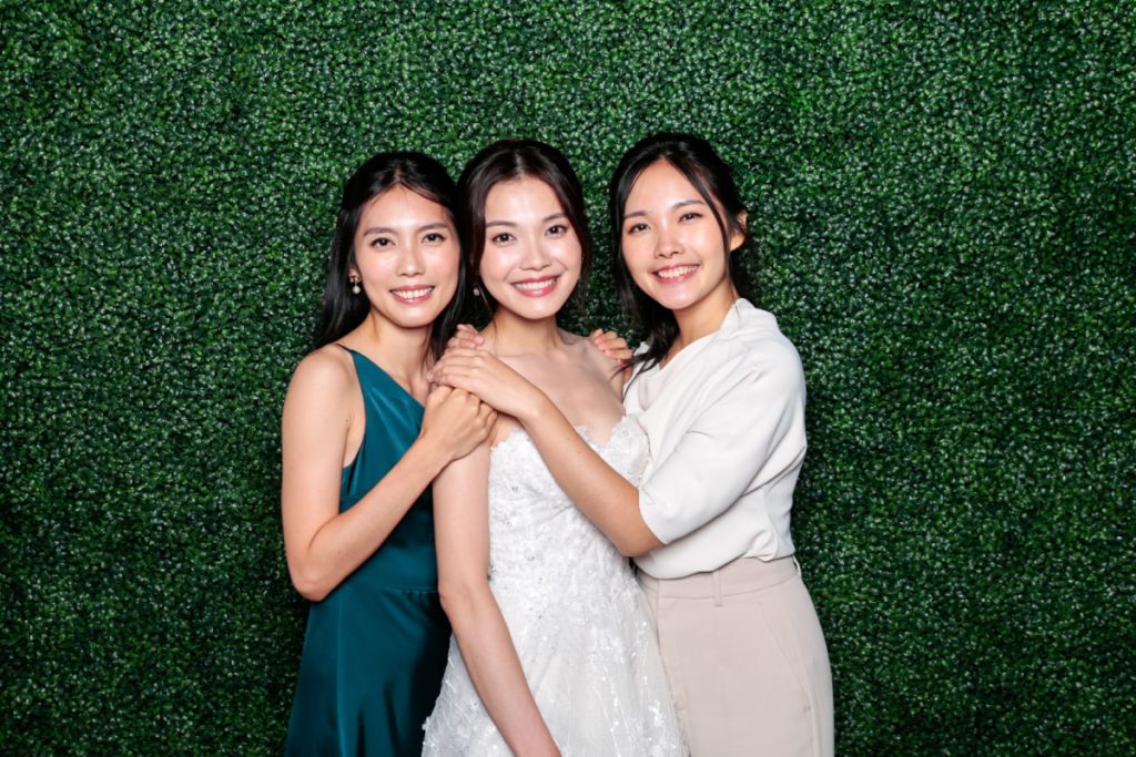 Cloud Booth: The Best Photo Booth In Singapore For Your Event